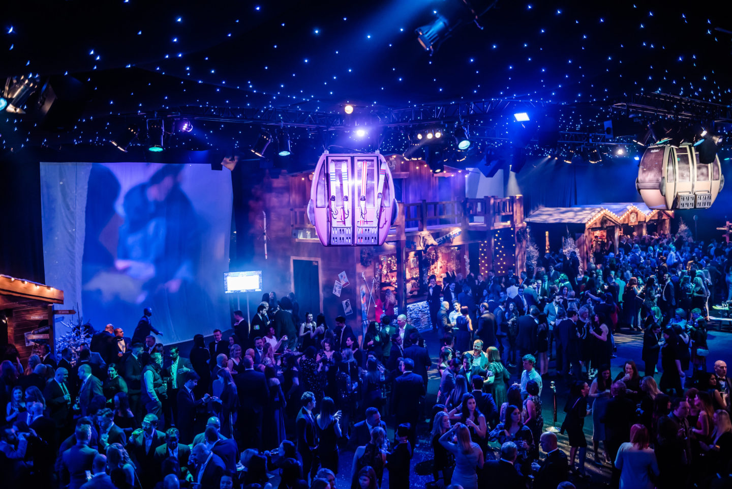 Evolution Christmas Party | Smart Parties