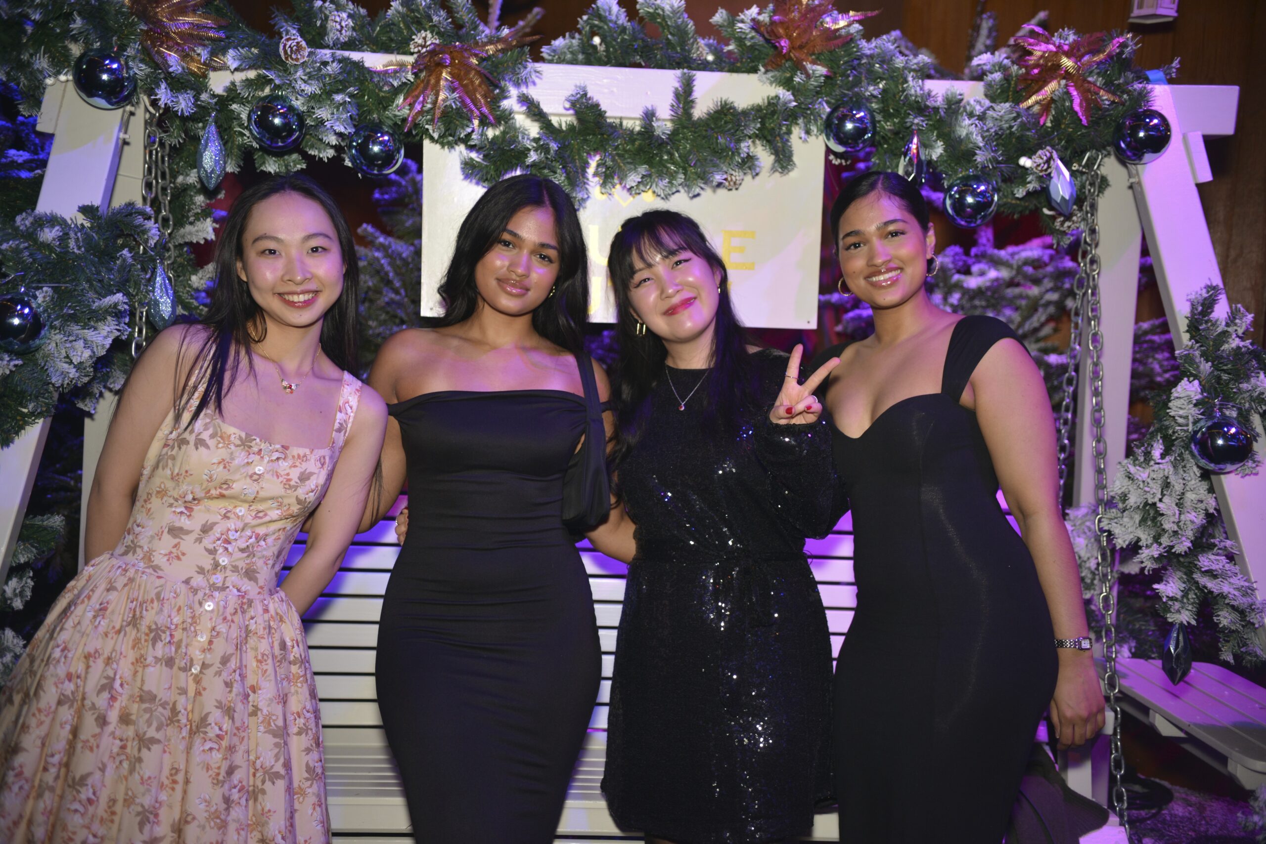 Off Piste Swing Gallery | Smart Parties